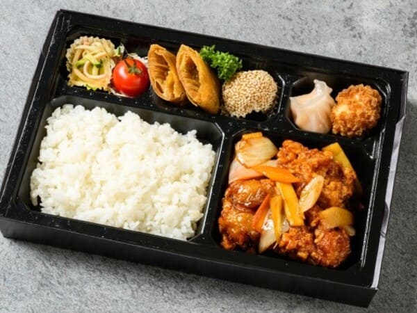 中華料理 龍美（北海道）の鶏鬼から弁当 1850円｜【お弁当デリ】お弁当のデリバリー